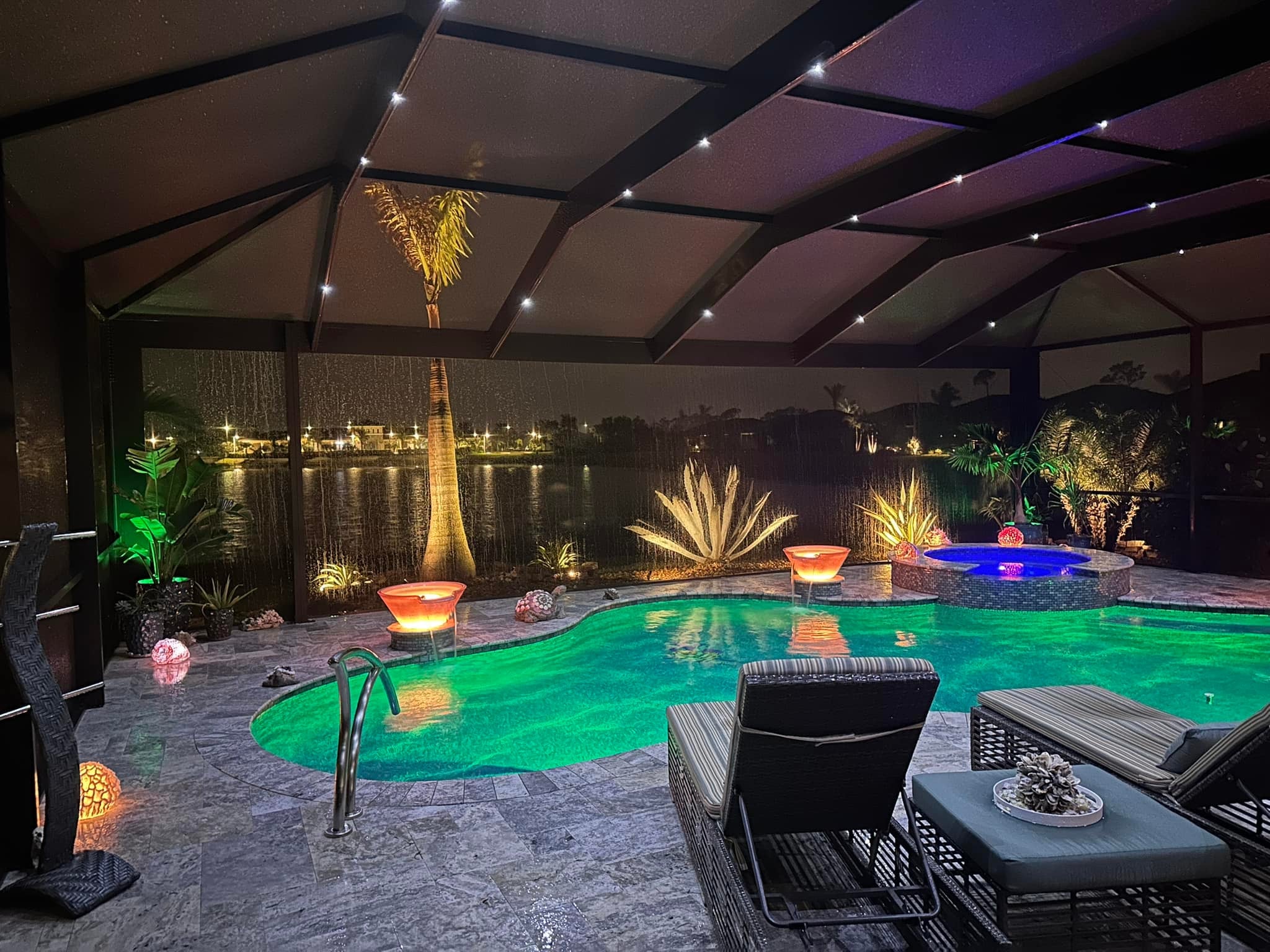 Lanai Pool Cage Lighting - Greene Land and Light